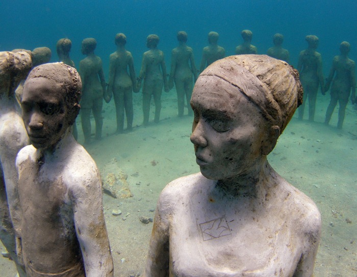 Cancun Underwater Sculpture Museum | Amusing Planet